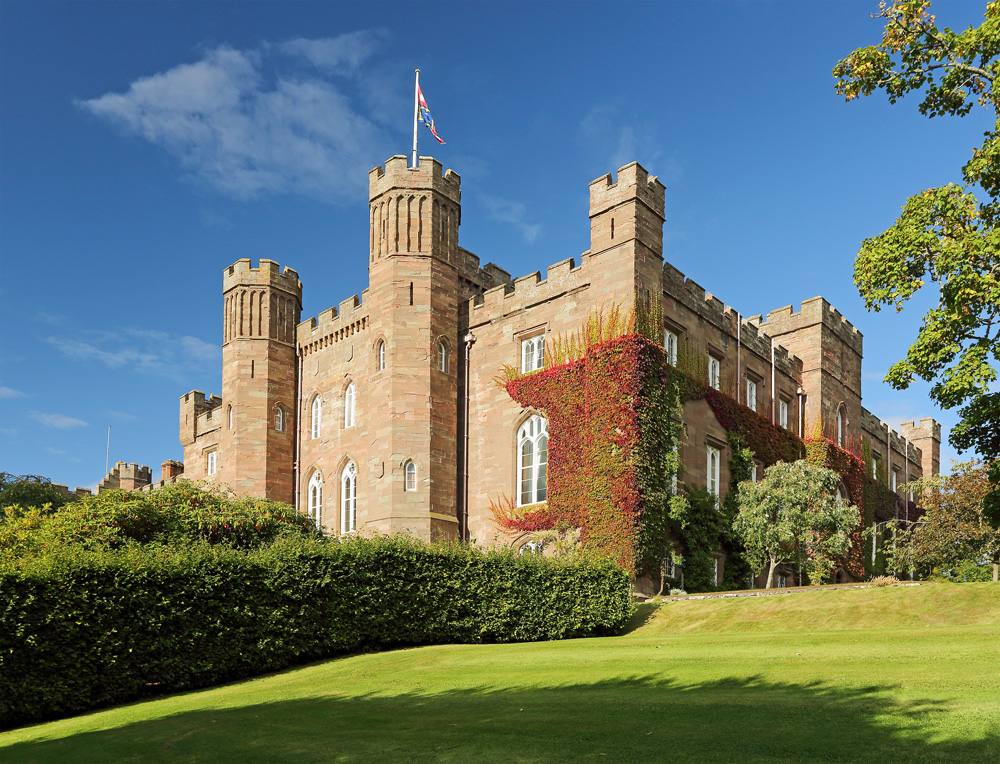 Exploring the Medieval World of Robert the Bruce on Scotland Vacations ...